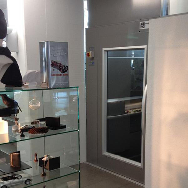 Home Lift in Mercedes-Benz Garage | Bern | Garaventa Lift Switzerland